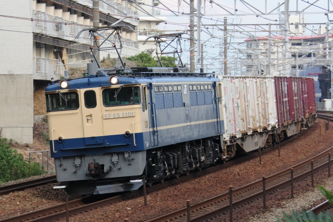 EF65－1101 (→2101) (新) - 特集：21世紀になっても活躍する標準直流電気機関車「EF65形」